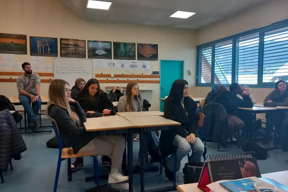 Pierre RUBIN, passeur de mémoire au collège Camille Claudel de ...