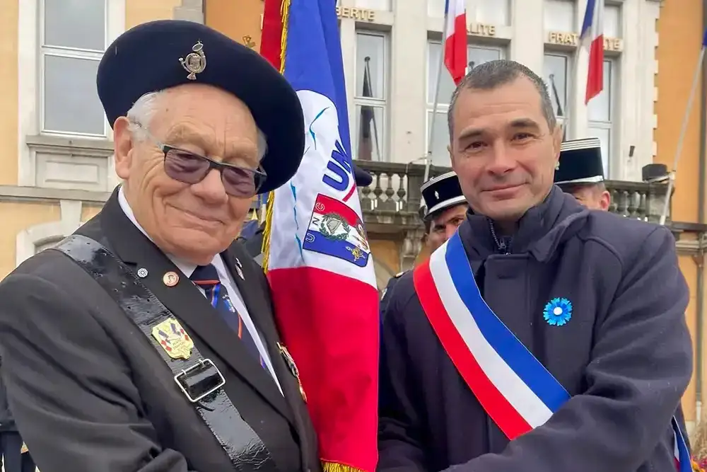 Un anniversaire remarquable : les 90 ans de Robert Bézairie, doyen de ...