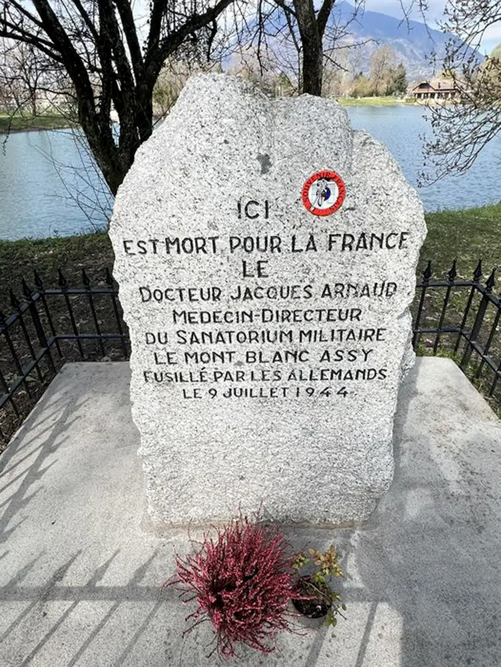 Docteur jacques arnaud, résistant (Le Souvenir Français 74)